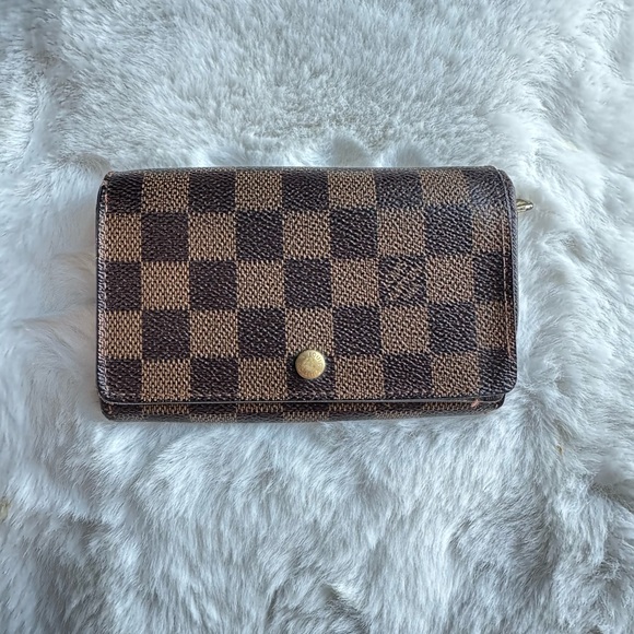 Louis Vuitton | Bags | Louis Vuitton Damier Wallet | Poshmark